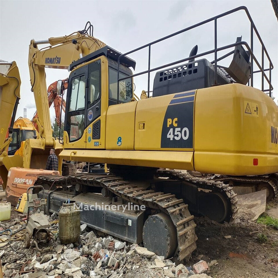Komatsu PC450 bager guseničar