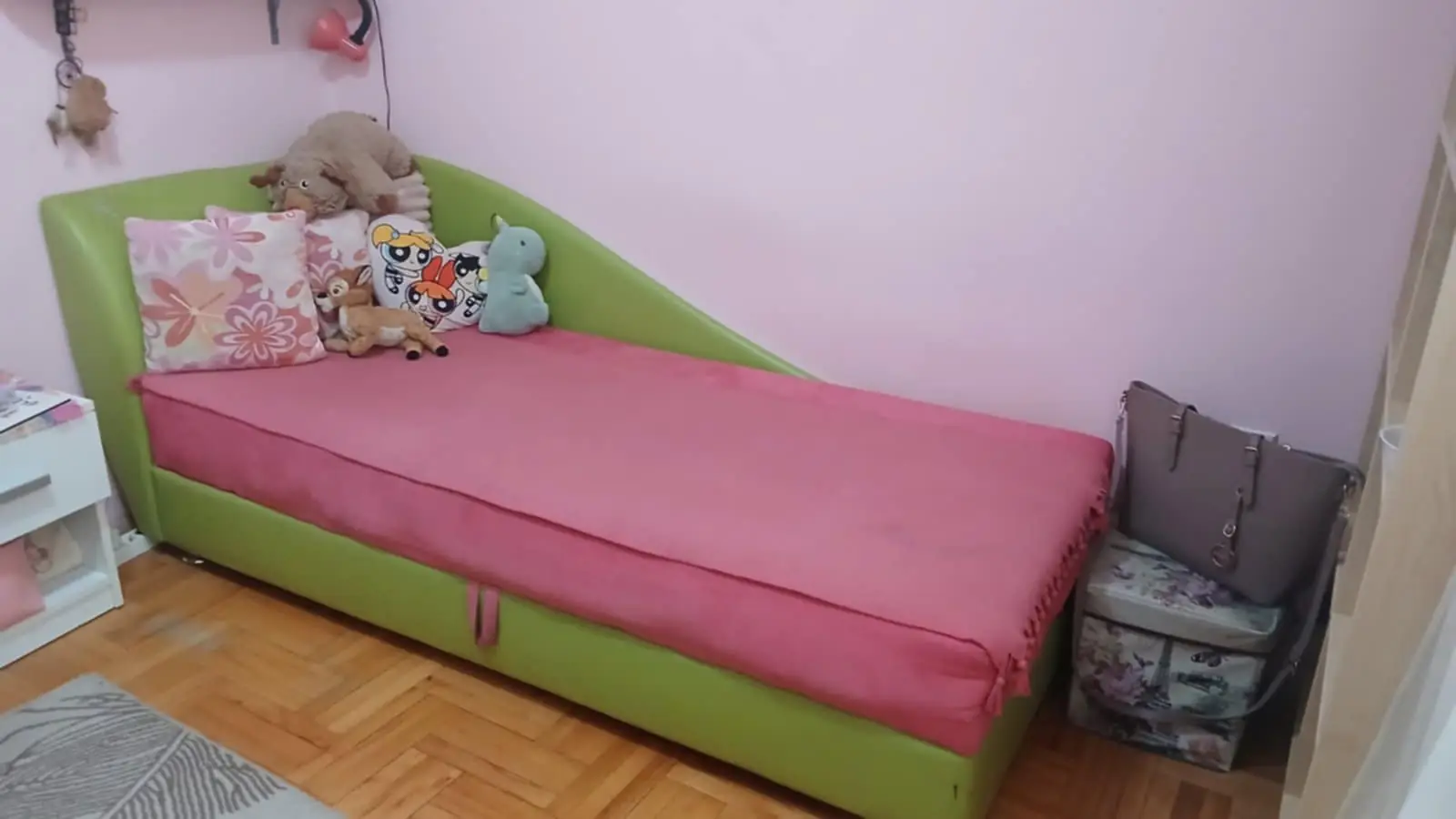 Krevet za devojčice