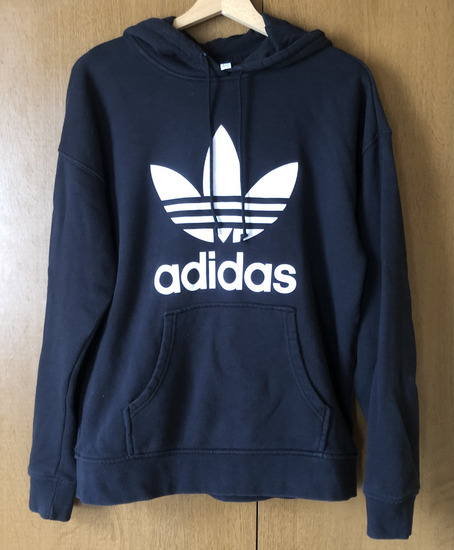 Adidas duks sa kapuljacom