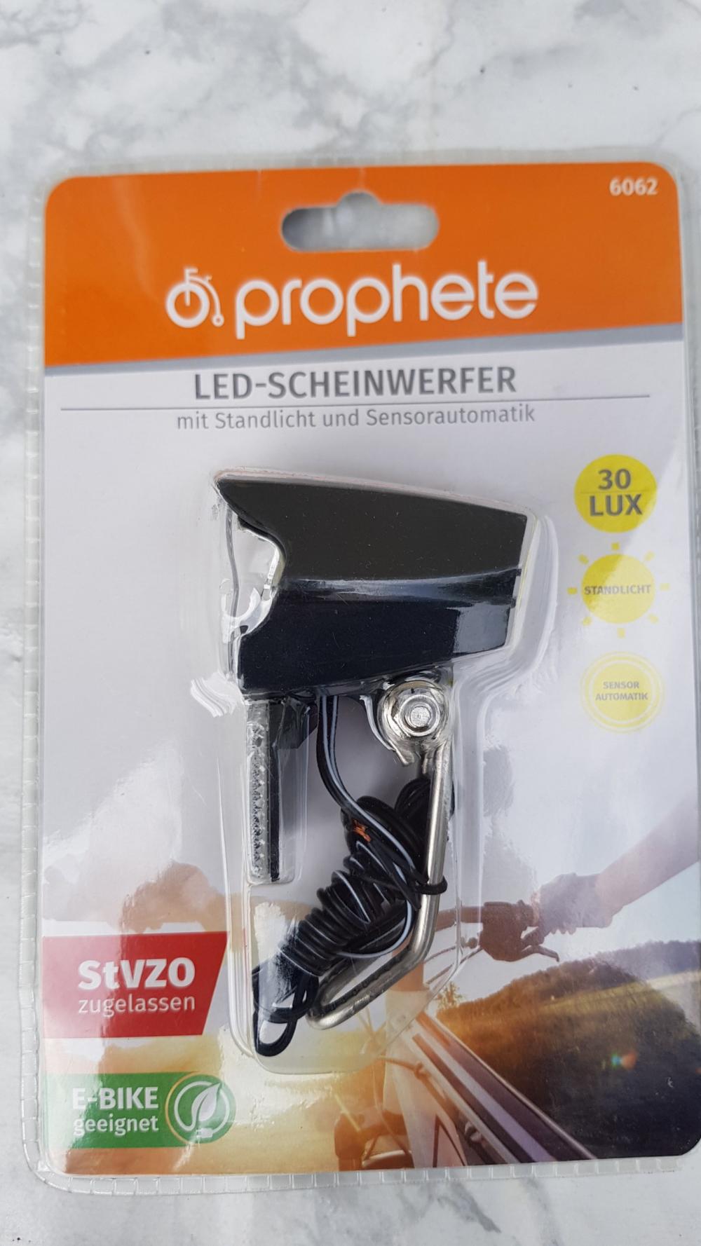 Prednja Nova Lampa na Dinamo 30Lux ima i Parkirno