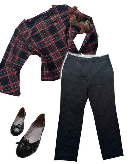 Karirana bluza i karirane poslovne pantalone L