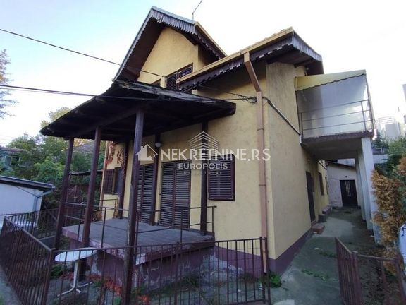 Prodaja - kuće, kod Marakane, za renoviranje ID#7249