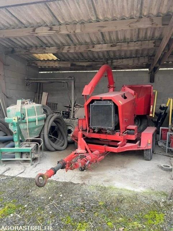 Prodaje se Caravaggi Cippo25 drobilicu za drvo na aukciji