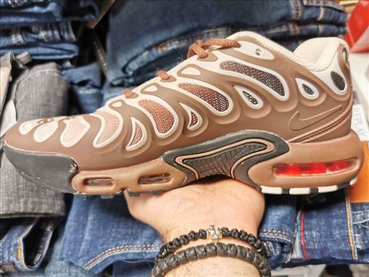 Nike TN