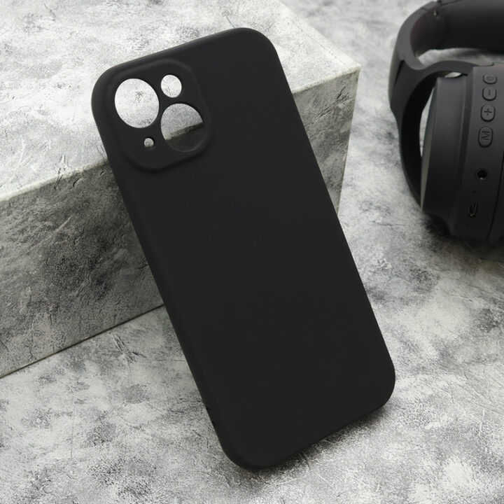 FUTROLA VELVET TOUCH ZA IPHONE 15 (6.1) CRNA