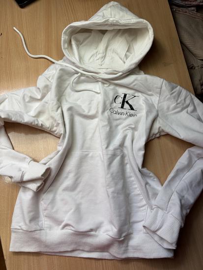 Calvin Klein CK duks beli s kapuljacom