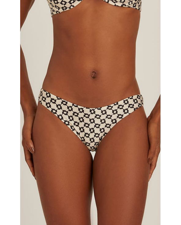 Bottom Symmetry Draped