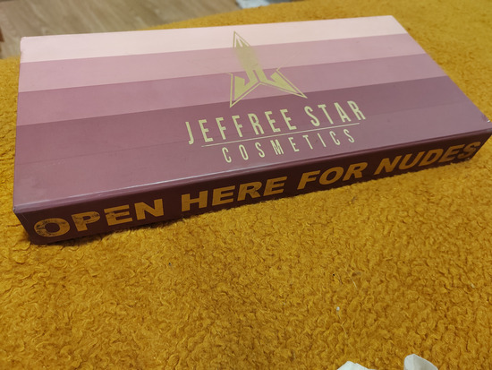 Jeffrey Star karmini