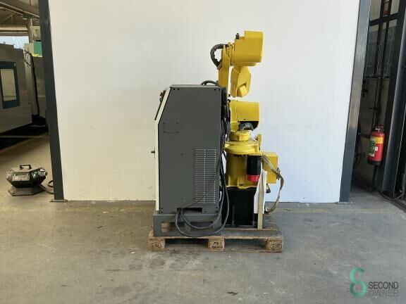 Fanuc M-6i industrijski robot