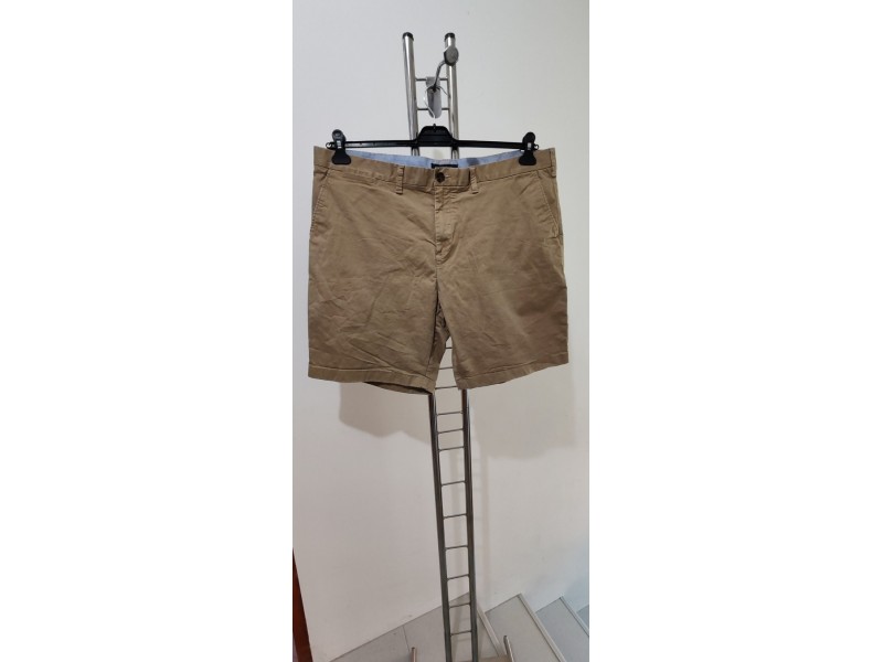 TOMMY HILFIGER **KAO NOVE bermude