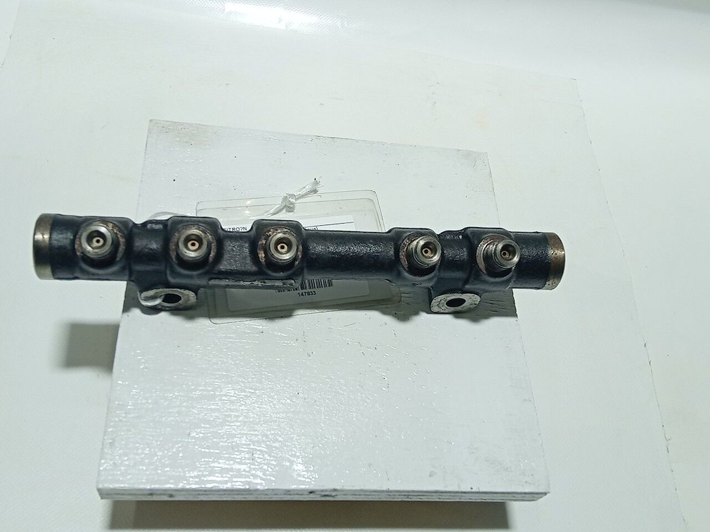445214318 razvodnik goriva za Citroen C4 Picasso II | 13 automobila