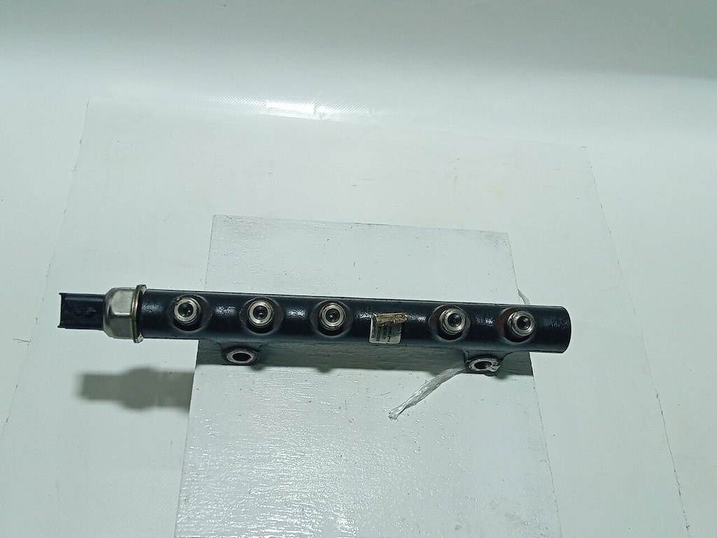 9685297580-01 razvodnik goriva za Citroen C4 I (LC_) | 04 - 13 kamiona