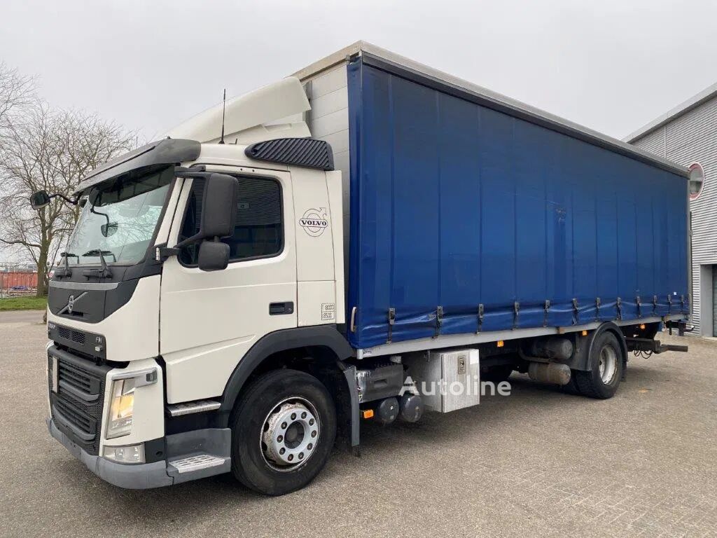 Volvo FM11-330 / LOW KM'S:472120 KM / LWDS / FULL-AIR / NAVI / CURTAIN kamion sa klizna zavesa cerada