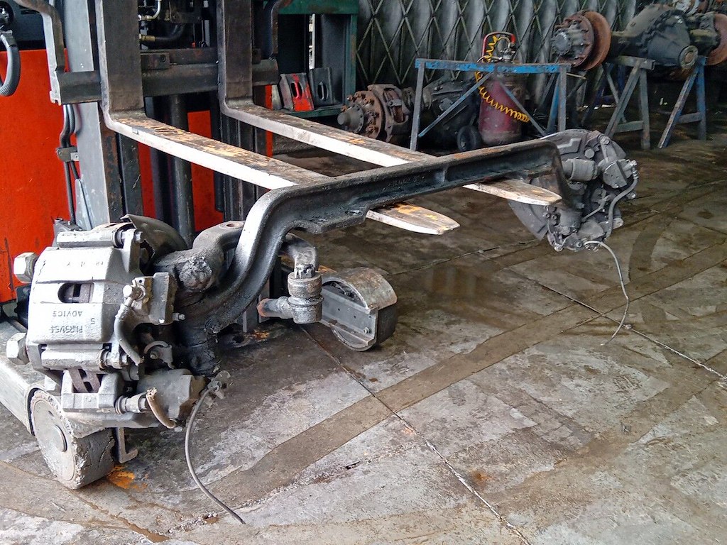 MK527031 osovina za Mitsubishi Fuso | 11 kamiona