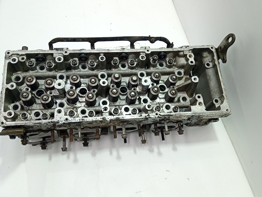 4M4TB,231321125 glava cilindra za Mitsubishi Canter (FB7, FB8, FE7, FE8) 7.Generation | 01 kamiona