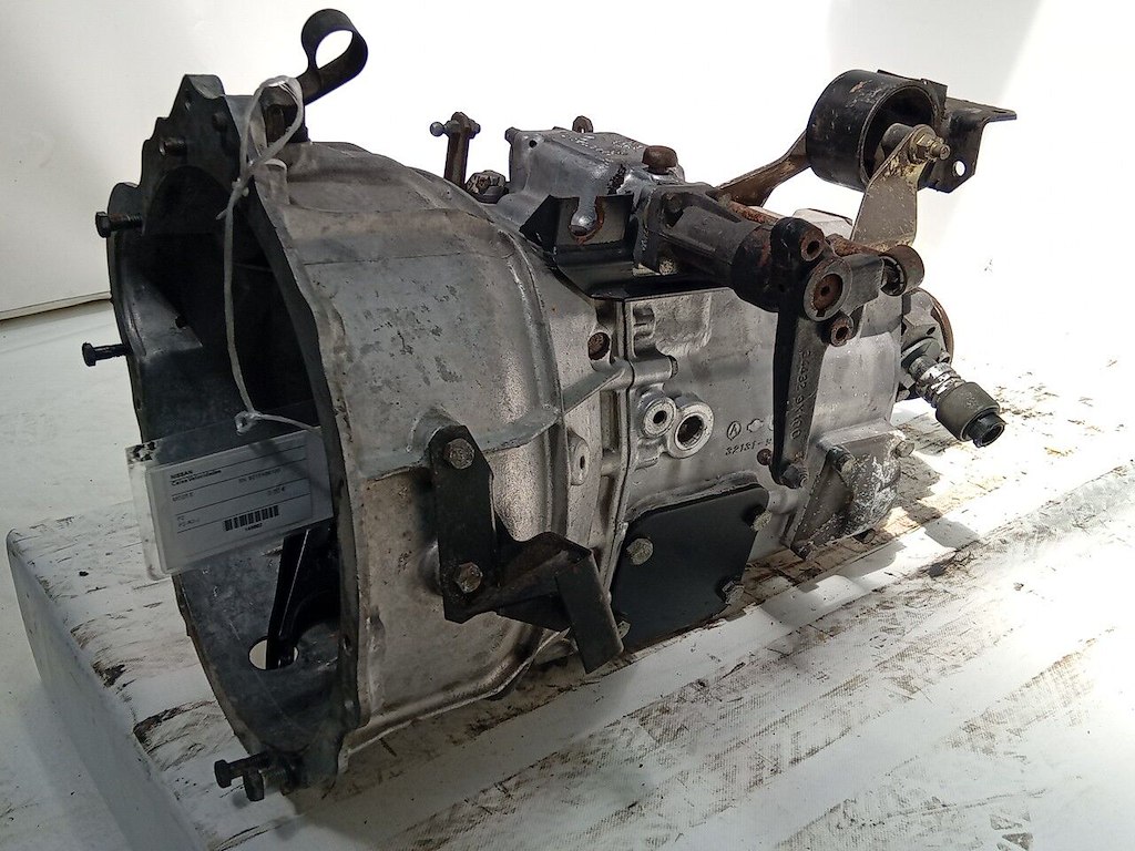 M5 menjač za Nissan CABSTAR (F23, H41, H42) | 92 - 11 kamiona