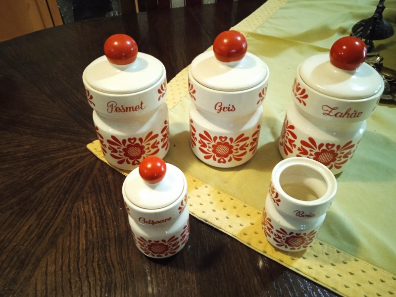 Vintage posude za zacin