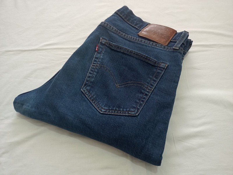 Levis 502 - Regular Tapered Jeans