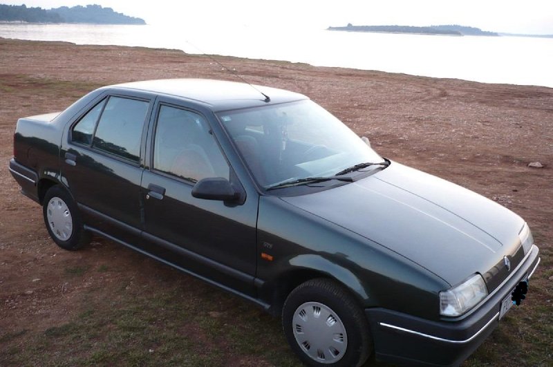RENAULT 19 GTS CHAMADE 1,4,GODIŠTE 1990-OLDTIMER,