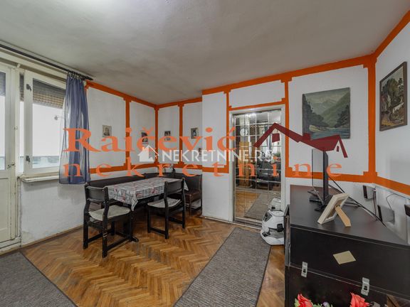 114m2, T ,BLOK 21 , stan