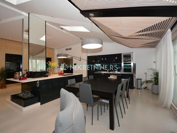 Savski venac, Dedinje, Omladinska, 4.0, 240m2, 750000EUR