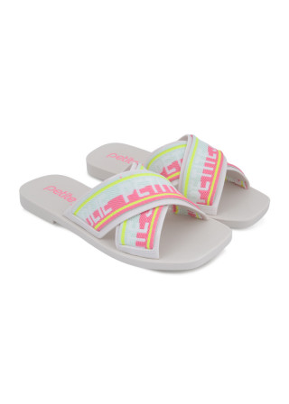 FLIP FLOPS