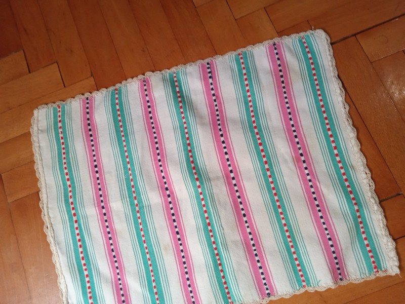 Vintage tkani peskir
