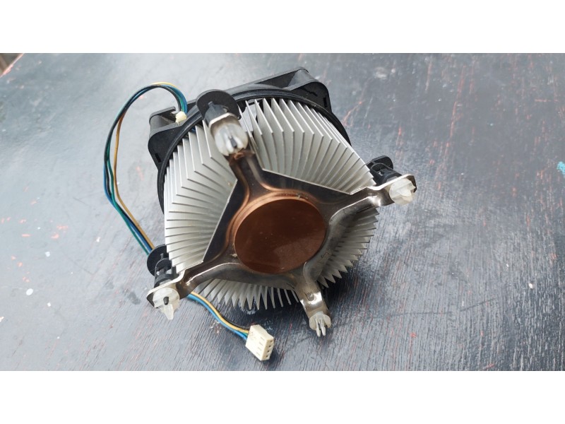 Kuler za sockets 775