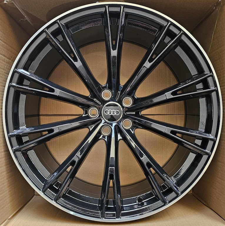ALU FELNE
9J x21 ET30 5X112