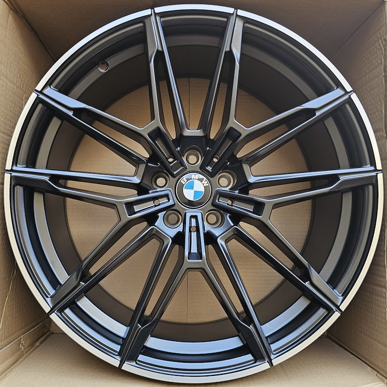 ALU FELNE
8.5J x20 ET25 5X112