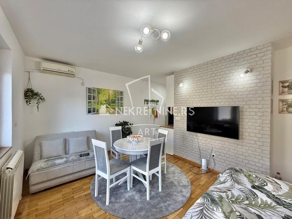 Cvetkova pijaca, 28m2 ID#10336