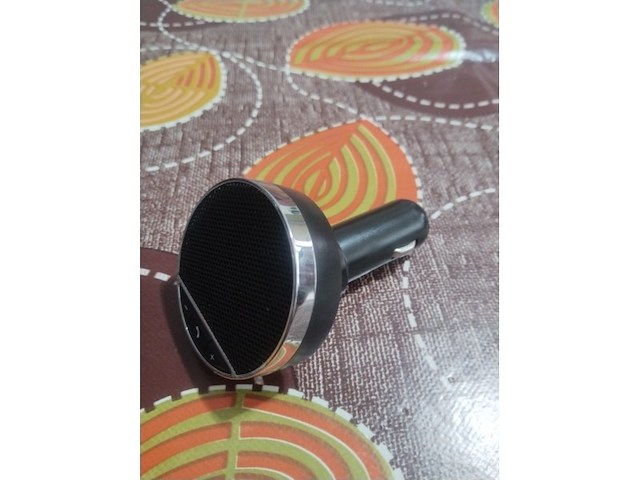 Auto bluetooth + punjac za telefon