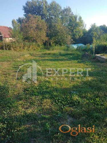 Plac, Popovac, 22a