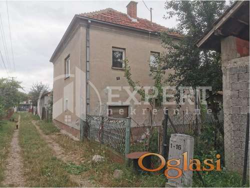 Na prodaju kuča 160m2, na Broju 6