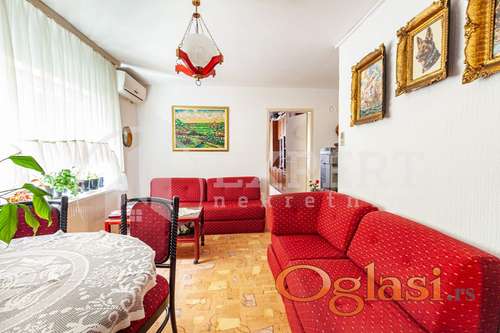 3.0. centar, stan u kući, 80m2