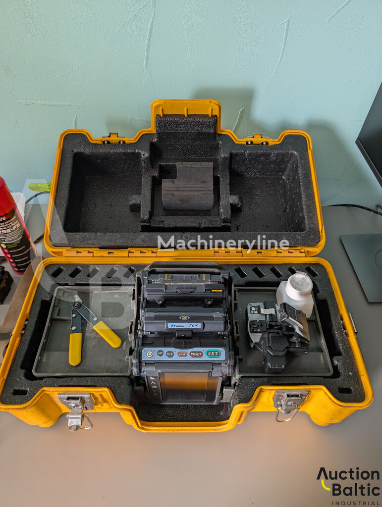 Prodaje se Fujikura 70S 3Z7ELMZ1GP5XX22D aparat za zavarivanje na aukciji