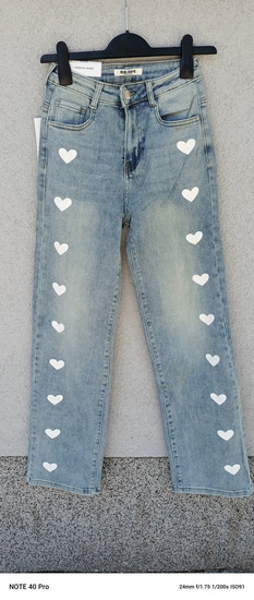 Nove farmerice srca