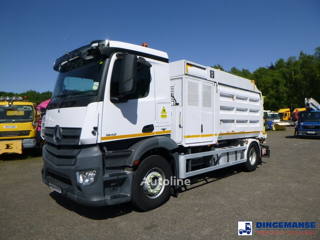 Mercedes-Benz Antos 1842 4x2 RHD Saugbagger / vacuum excavator autofekalac
