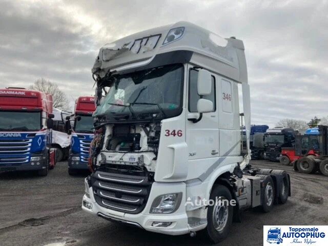 DAF XF480 tegljač nakon udesa