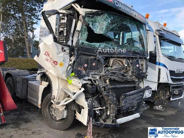 MAN TGX 28.510 tegljač nakon udesa