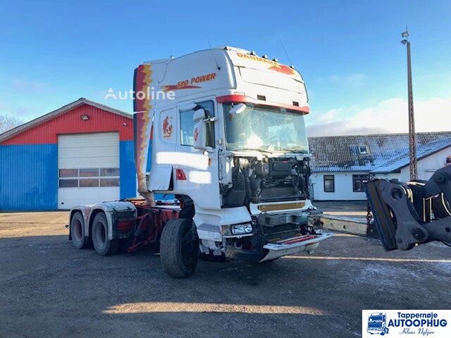Scania R520 tegljač nakon udesa