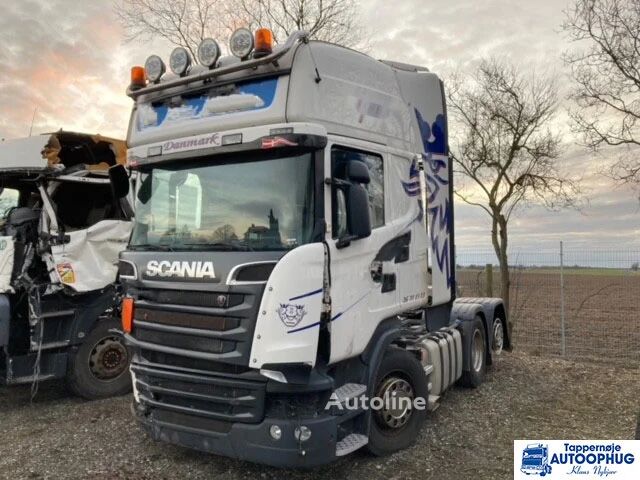 Scania R520 tegljač nakon udesa
