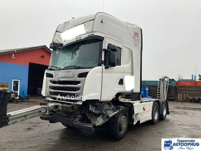 Scania R450 tegljač nakon udesa