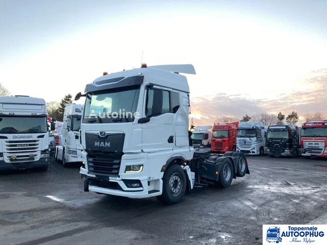 MAN TGX 28.510 tegljač nakon udesa