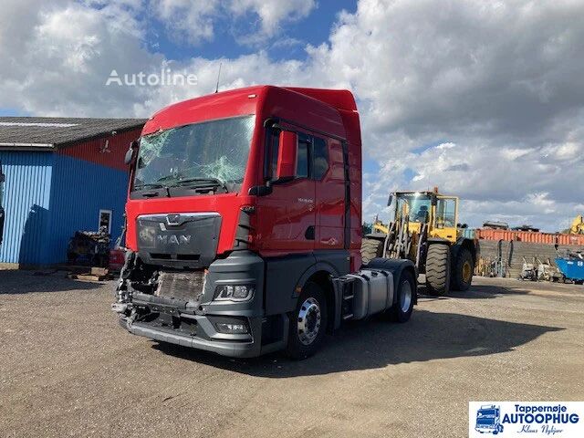 MAN TGX 18.430 tegljač nakon udesa