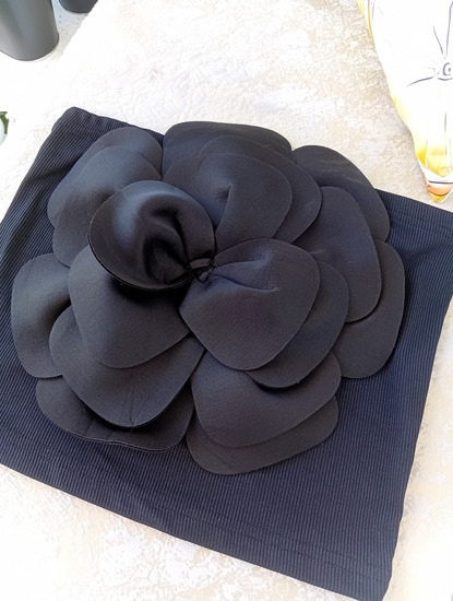 Nov crni 3d top