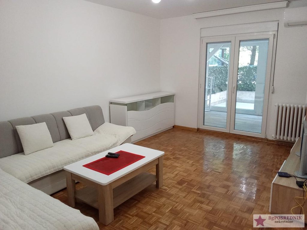 Novi Beograd, Bežanijska kosa, Marka Čelebonovića, 84m2
