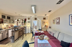 Savski venac, centar, Karađorđeva 93m2 ID#10864
