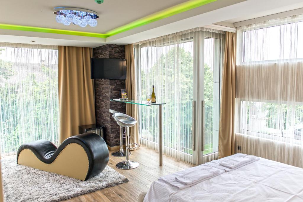 Zam Residence