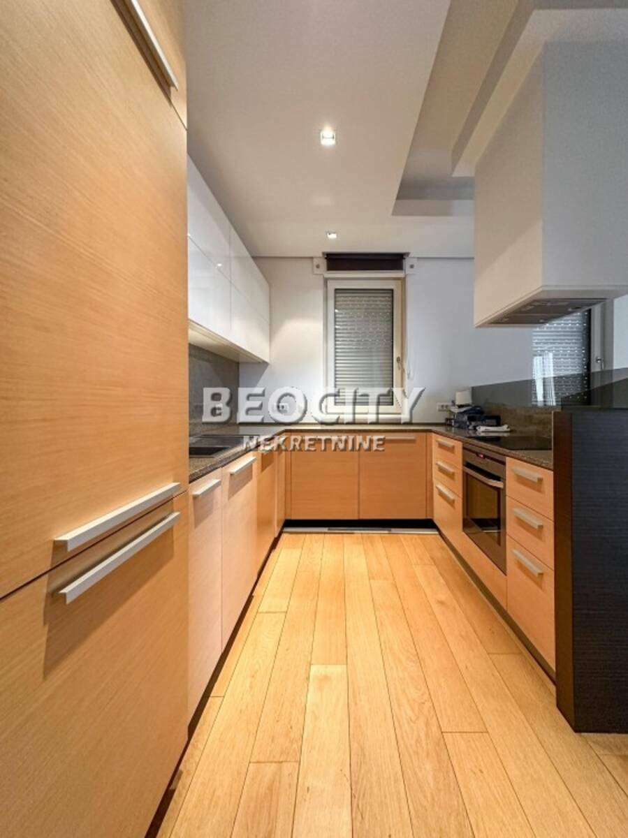 Savski venac, Dedinje, , 4.0, 185m2, 750000EUR